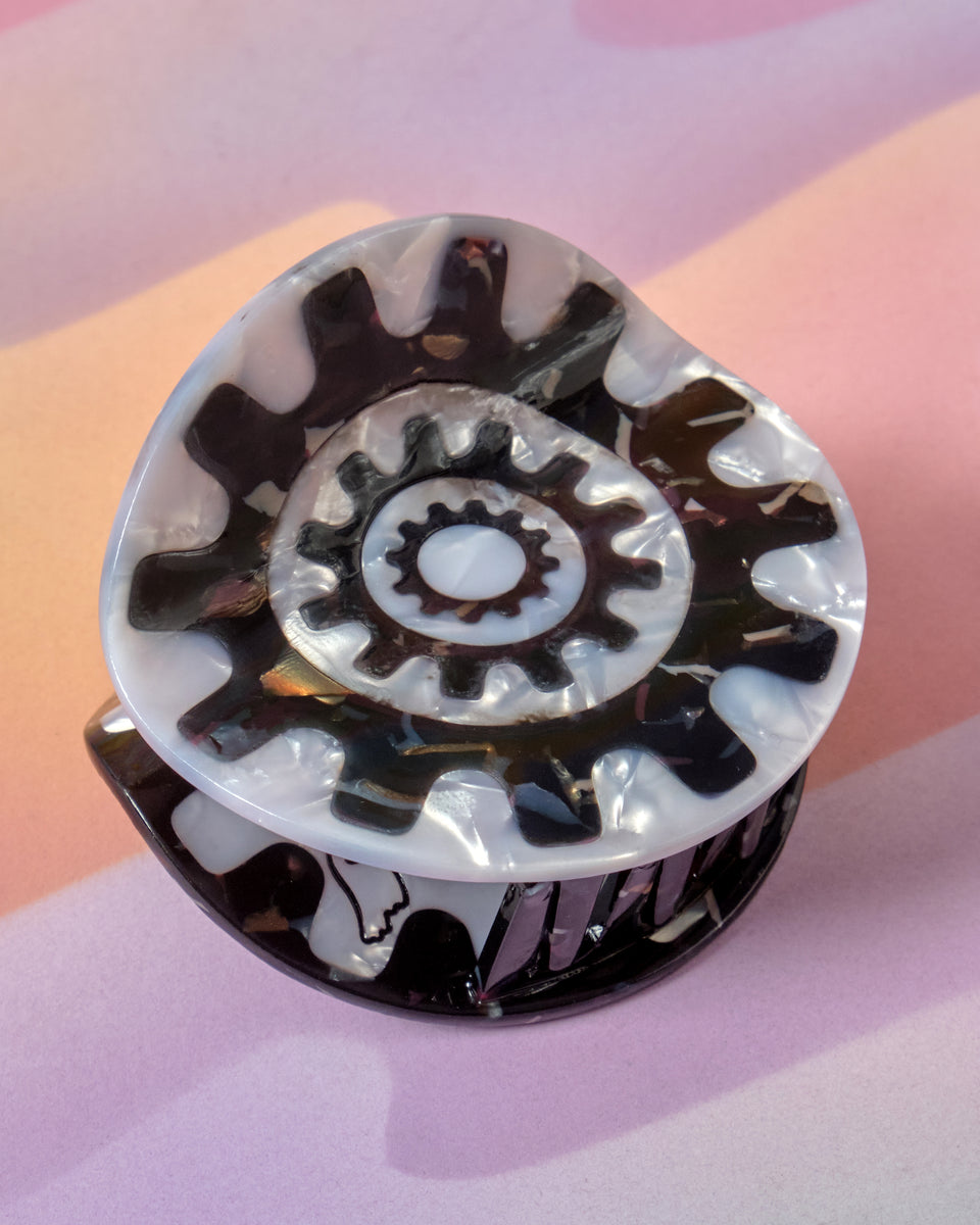 Gear Claw – Crush